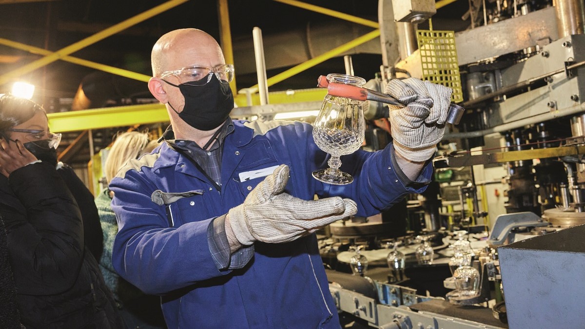 ARC INTERNATIONAL, À LA DÉCOUVERTE DU MONDE DE LA VERRERIE | BARMAG