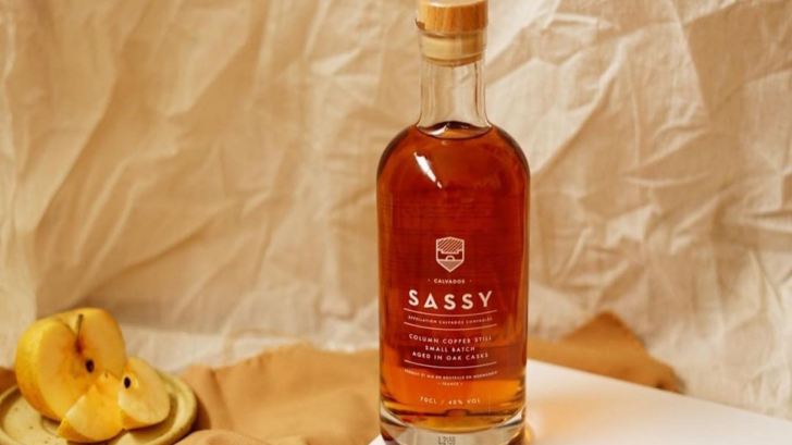 FINE CALVADOS DE LA MAISON SASSY, VÉRITABLE EXPRESSION DU TERROIR ...